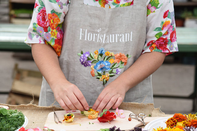 Marisa Benjamim - Es tiempo de alimentarse de flores