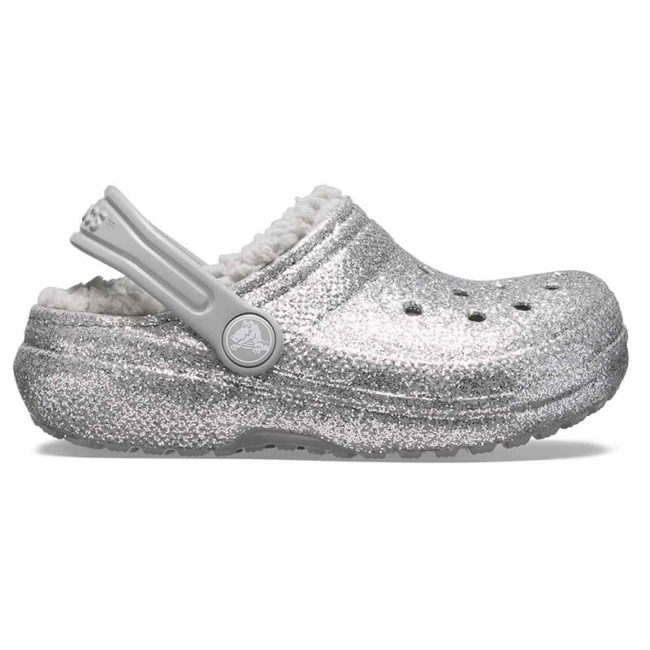 Hombres y mujeres en chanclas este otoño invierno con Crocs FW19