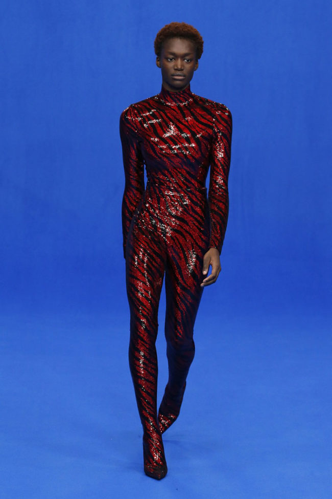 La nueva colección de Balenciaga SS20 conquista París Fashion Week