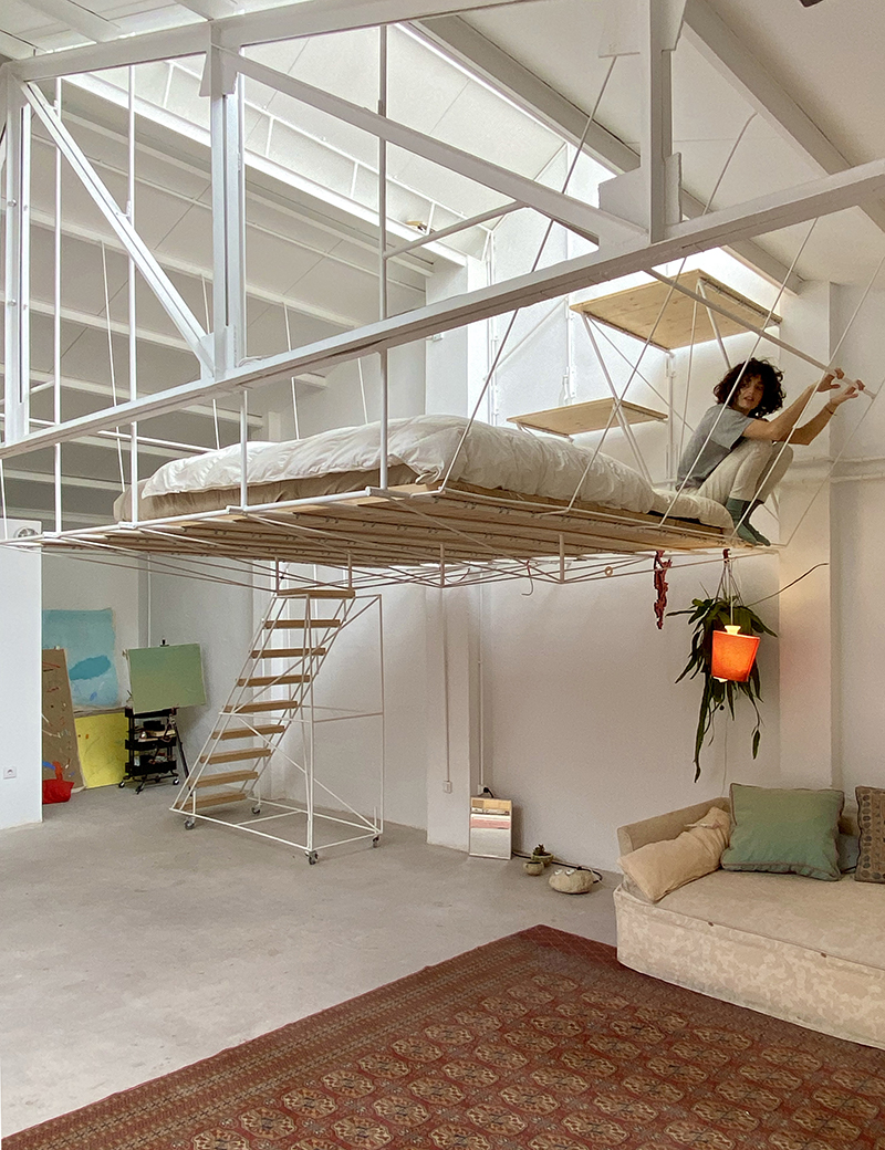 Casa Topo: refugio de la artista Clara Cebrían, por Pía Mendaro