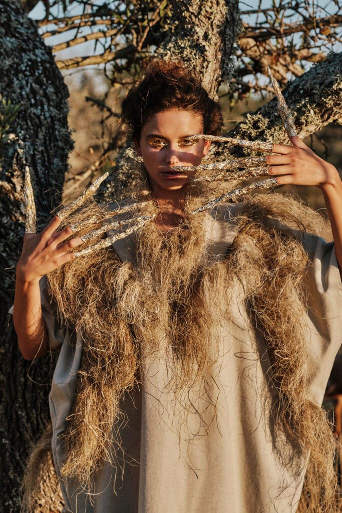 Adriana Meunié presenta el editorial de moda sostenible "Raw Life"