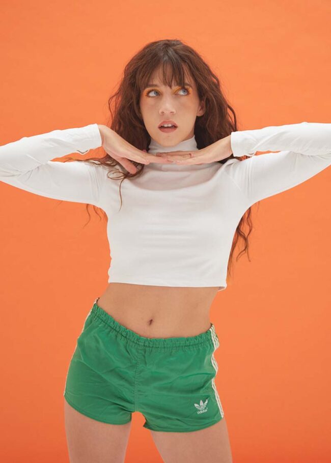 dani, la cantante viguesa de pop que enamora al indie español