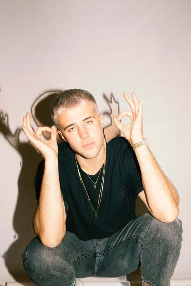 Liz Forte es Joven Chulo Triste y su música te va a conquistar