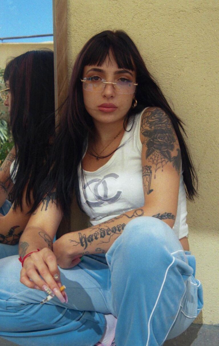 La Kitty estrena muy loko y se muda a Barcelona con nuevo himno trapero