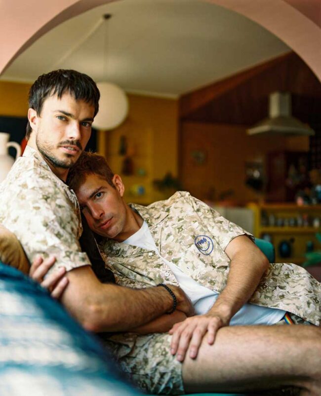 Albert Madaula y Carlos Arrieta, pareja de artistas con orgullo gay