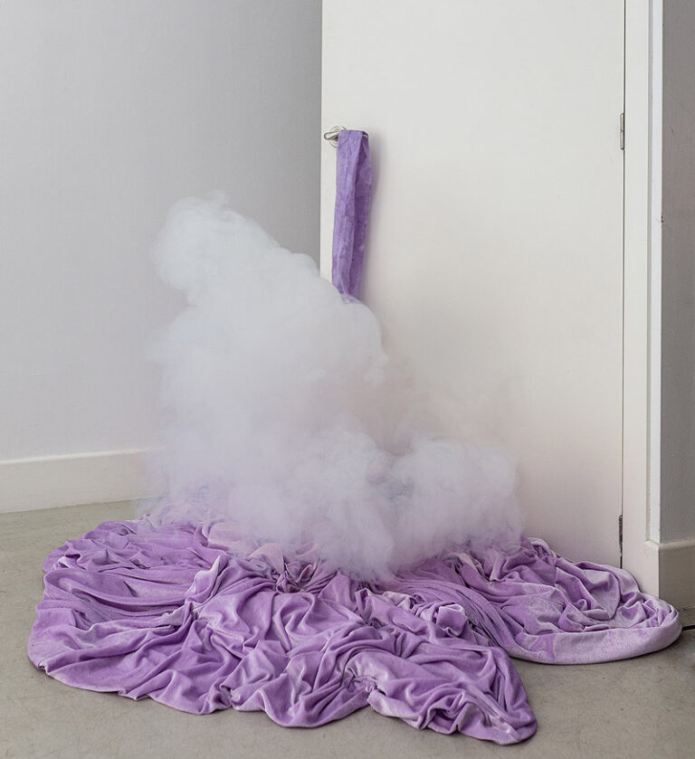 María Jerez presenta en Twin Gallery “La mancha”.