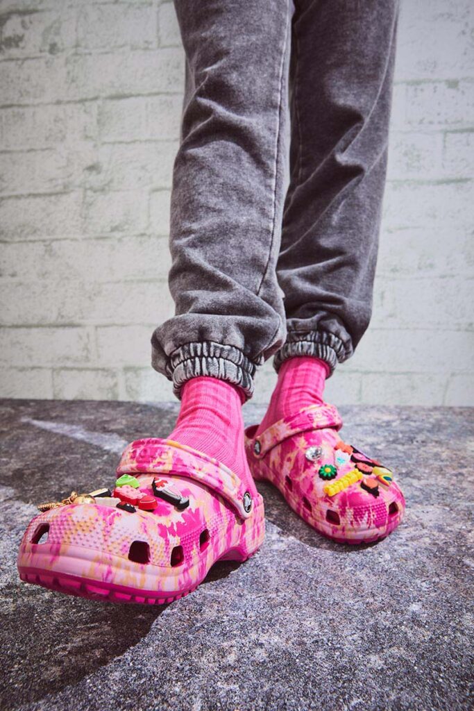 Nueva colección Bubble Block de Crocs, llamativa y urbana