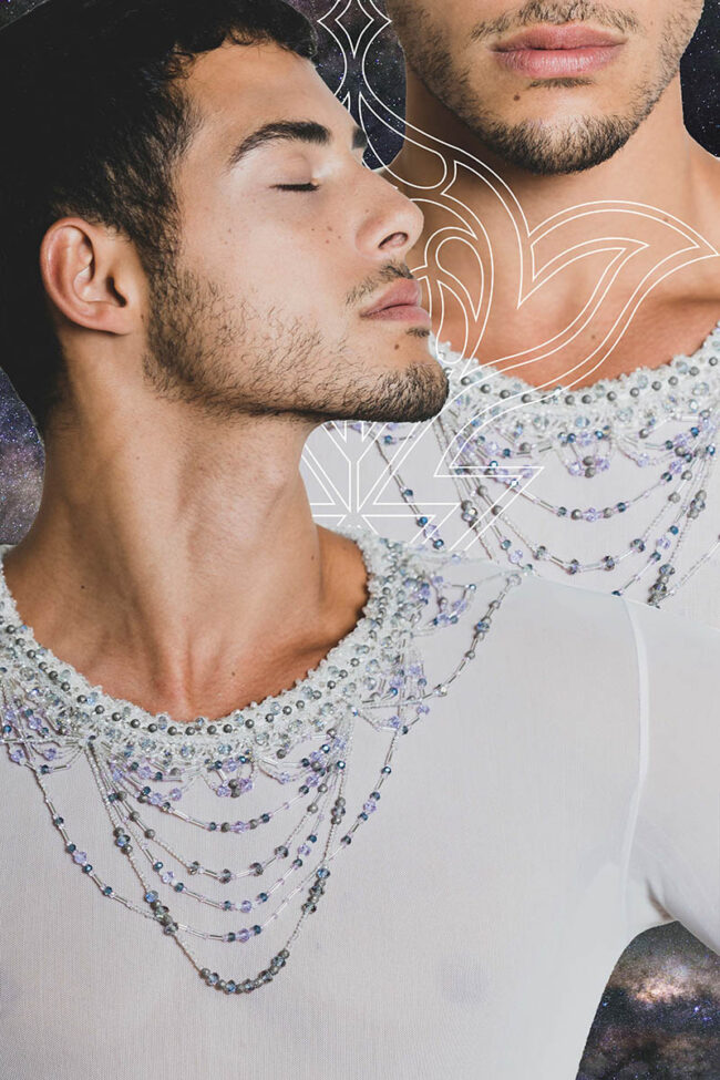 Nueva colección masculina de Andrés Acosta. Estrellas y astros en 'Sirio'