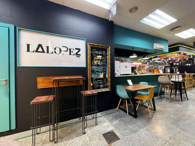 Lalópez, ese bar del mercado que es un pequeño Viridiana