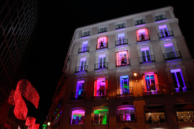 Flagship store de Desigual en Madrid se renueva al 100% con un fiestón