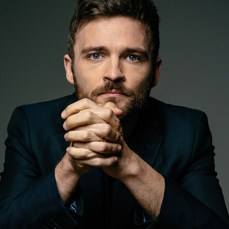 Charlamos con Adam Jezierski nominado en los Premios Feroz