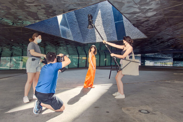 Qué estudiar para ser estilista de moda profesional, dónde y cuánto cuesta