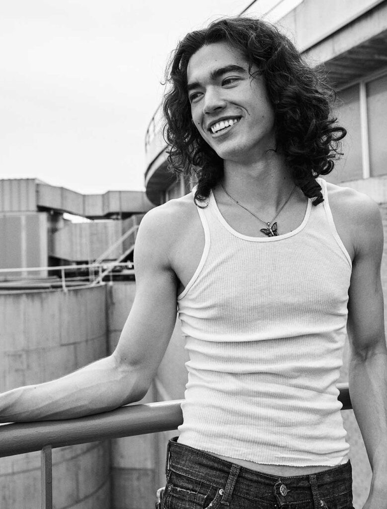 Conan Gray explica cómo es crecer en Texas siendo oriental y diferente