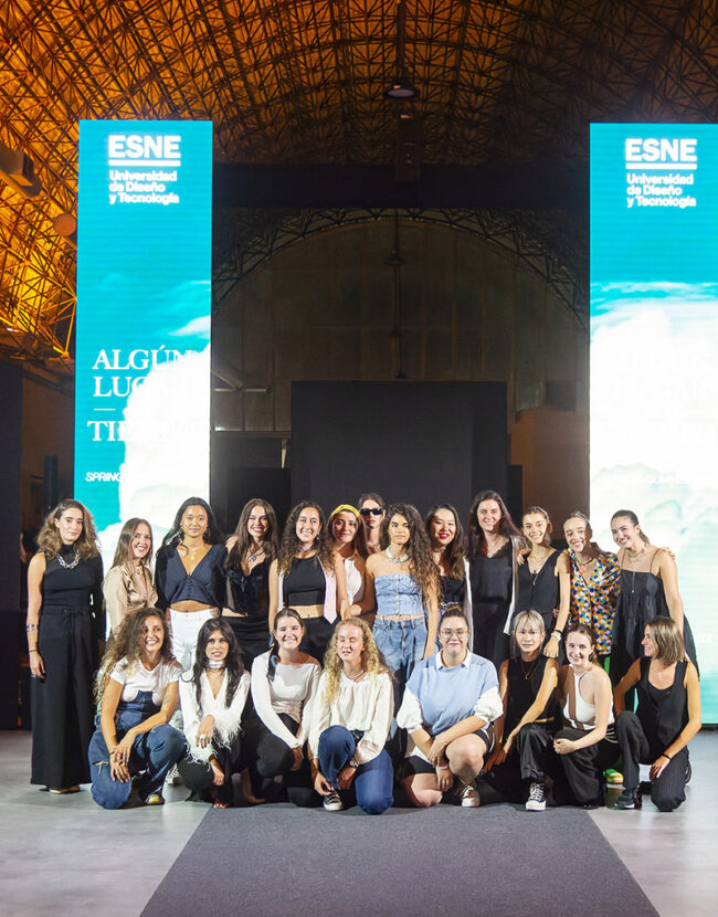 Los alumnos de ESNE en MBFWMadrid SS23: Algún lugar en el tiempo