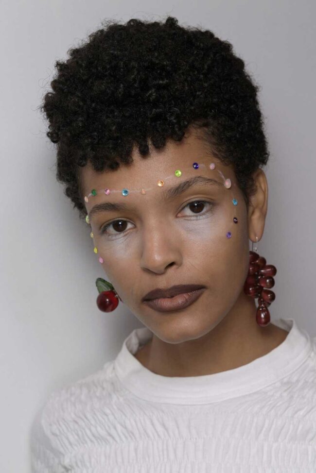 La Maestra del Rizo nos da una masterclass para cabellos rizados