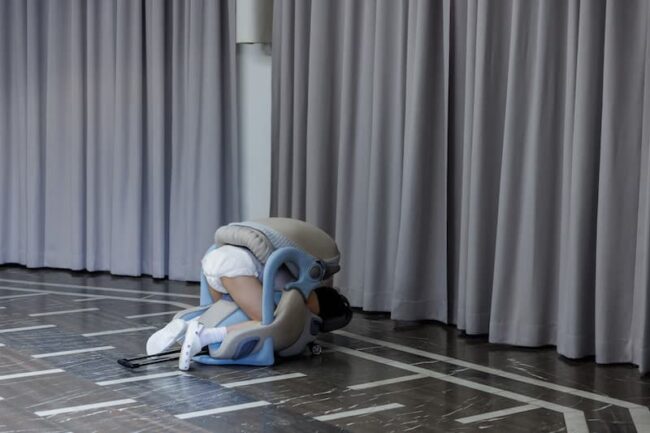 Anna Uddenberg, 'Fake Estate' en el Pabellón Schinkel de Berlín