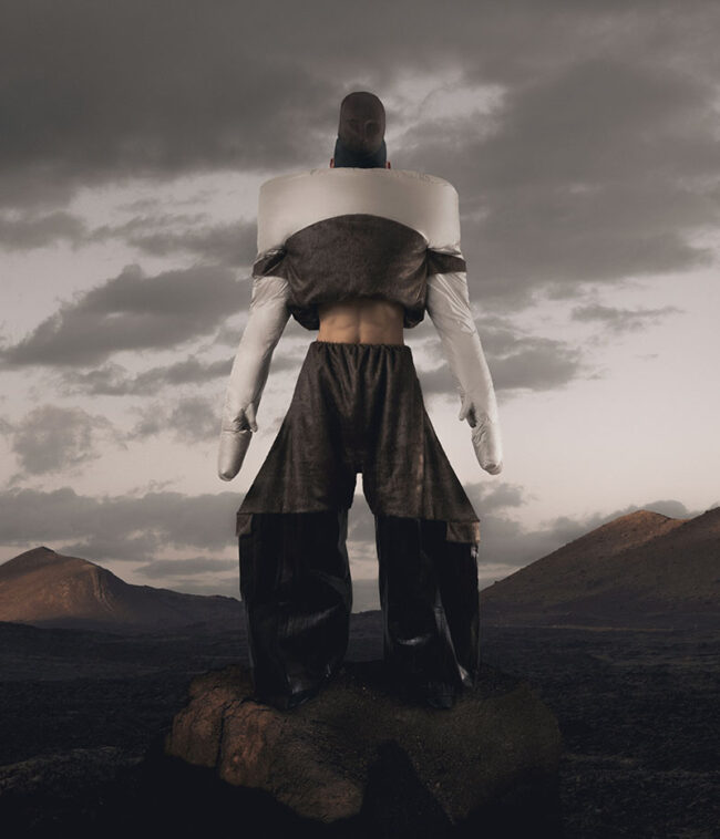 Izzy Du SS23: "Provenance", lo nuevo de la diseñadora chino-canadiense