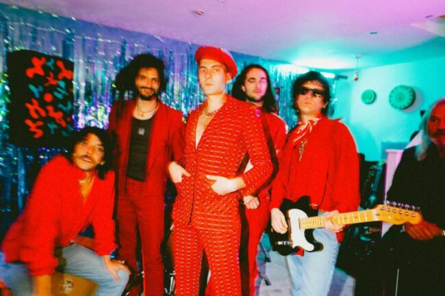 The Gulps es el grupo de rock de moda en Londres y dos son españoles