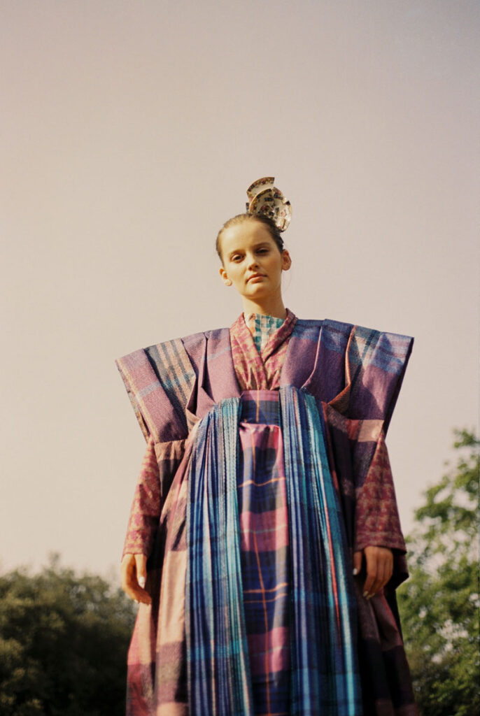 Nuevo talento de moda para cazatalentos, la diseñadora Isolda Vila