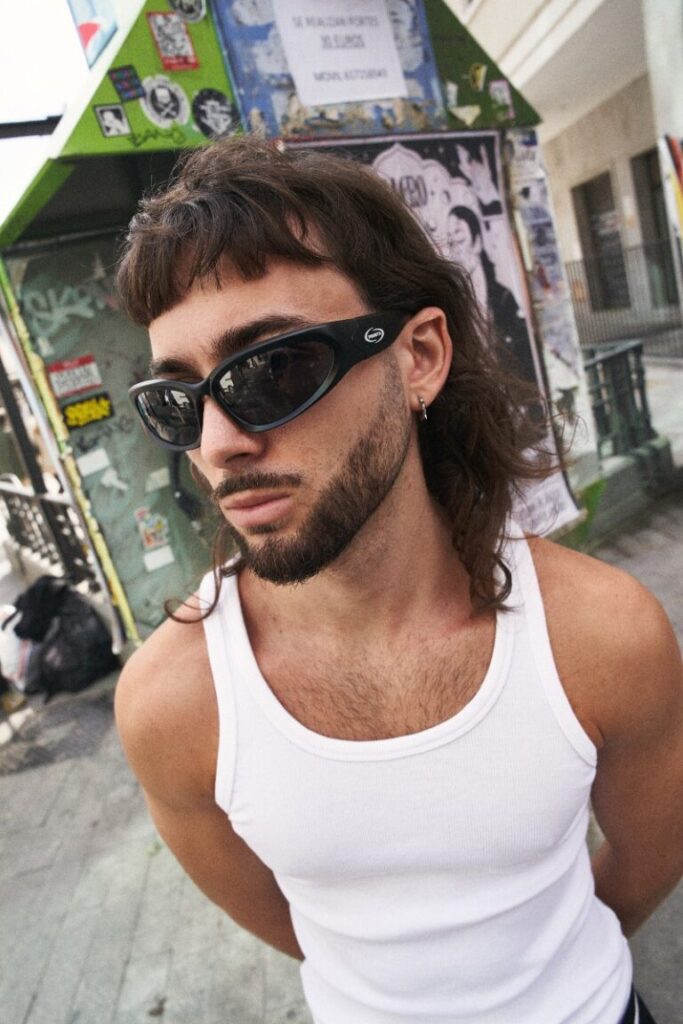 Peseta Studio es la marca española que lo ha petado con las gafas bakala