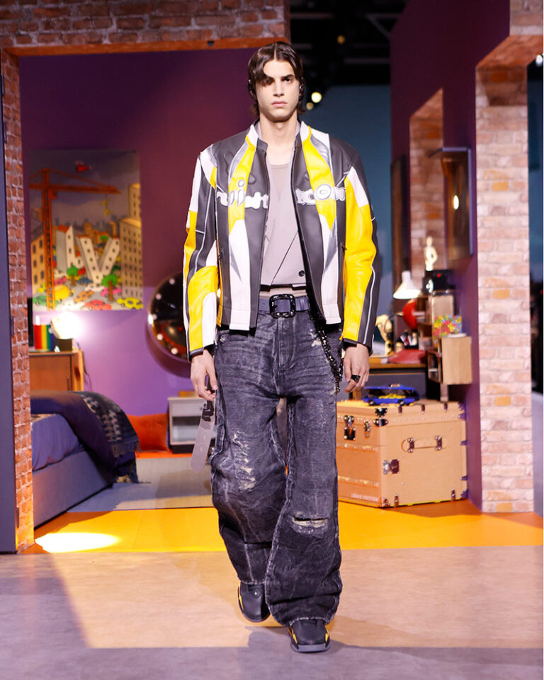 Tendencias masculinas Fashion Week indispensables en tu armario 2024