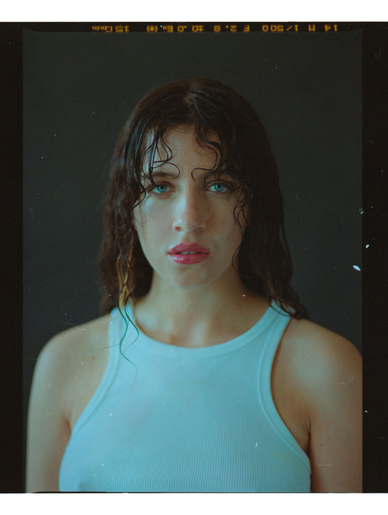 dani presenta su segundo álbum, Posdata, canciones a modo de cartas