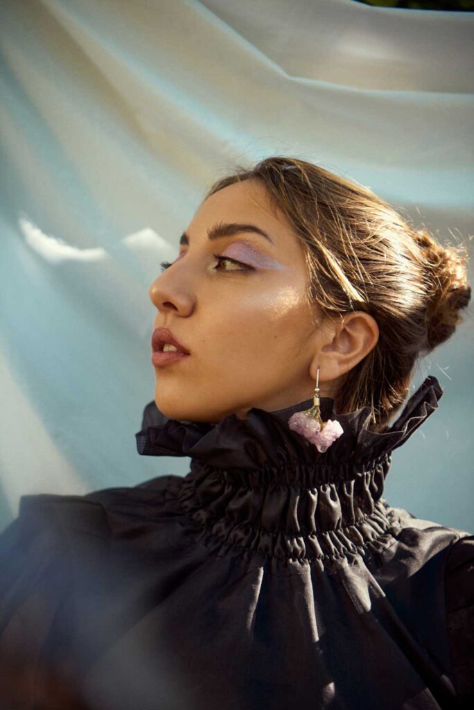 Lucía Fernanda y la música de la nueva cara voz de la saga Carmona