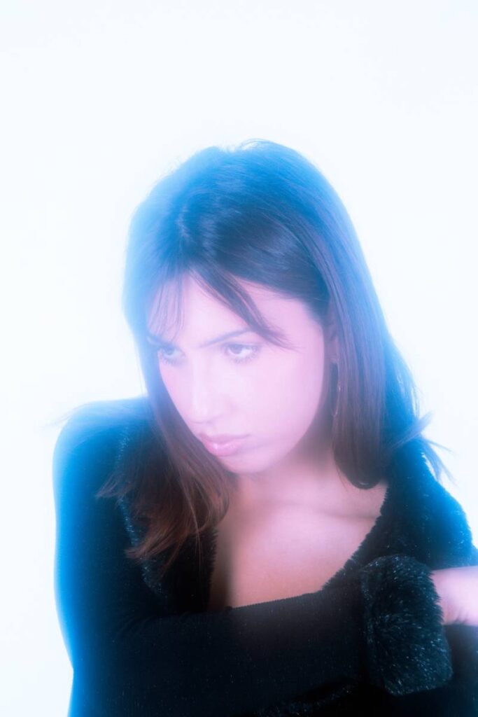 Lil Ella reflexiona sobre el amor en Mujeres y Hombres y Viceversa