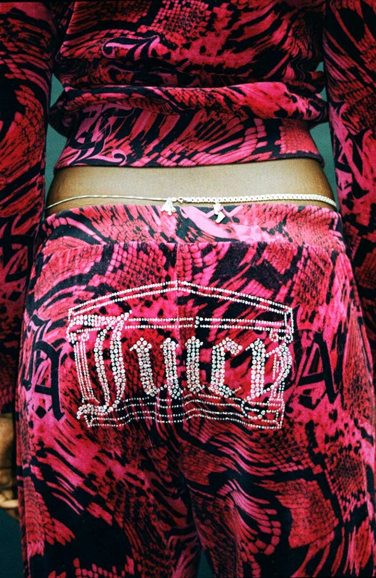 Aries X Juicy Couture: regresa el chándal dosmilero en clave streetwear
