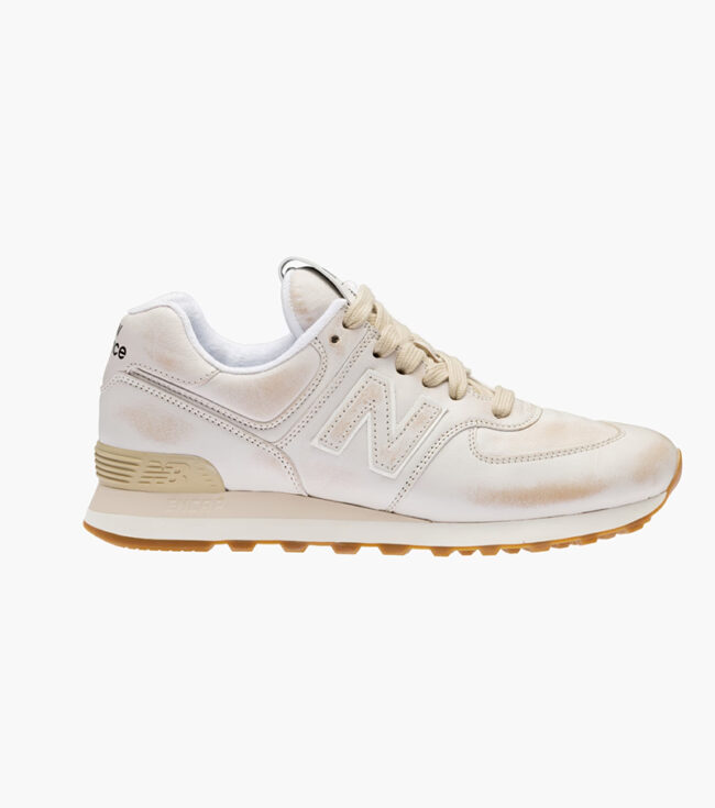 New Balance X Miu Miu vuelven a unirse para intervenir la 574 (otra vez)