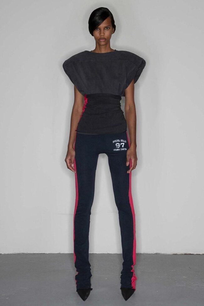 Greg Ross redefine los pilares del high street y la moda vintage para FW23