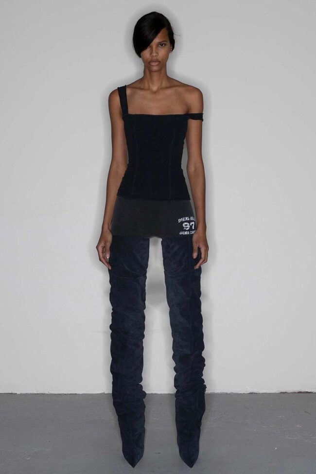 Greg Ross redefine los pilares del high street y la moda vintage para FW23