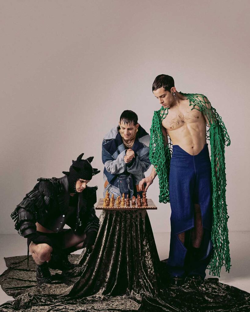 Álex Villazán se hace el loco en esta historia de moda para la revista Neo2
