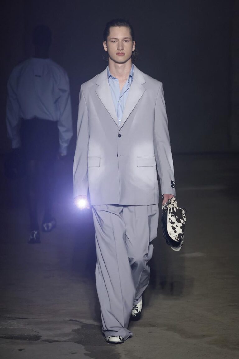 MSGM SS24 y su combinación de sastrería con moda deportiva