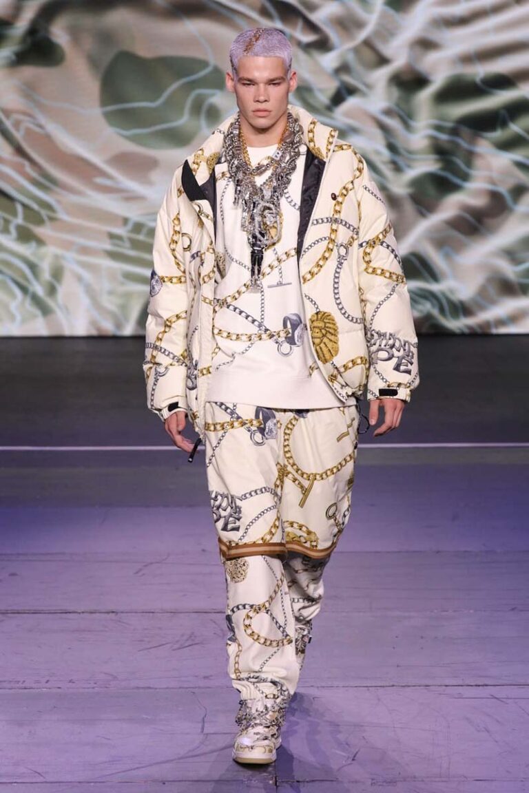 El desfile de Bape celebra tres décadas de moda urbana japonesa