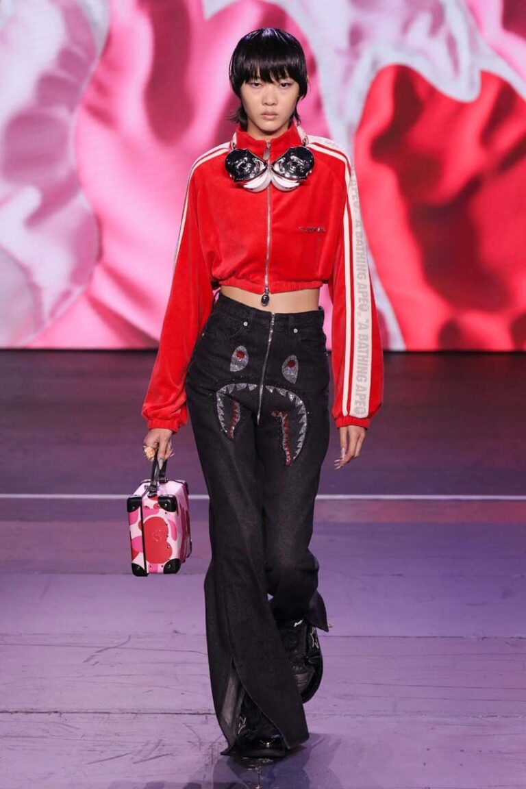 El desfile de Bape celebra tres décadas de moda urbana japonesa
