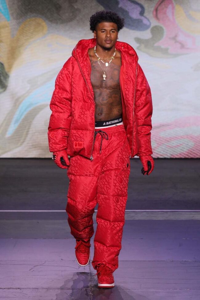 El desfile de Bape celebra tres décadas de moda urbana japonesa
