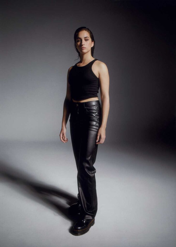 María Caballero reconocida como la joven actriz con futuro de cine 2023