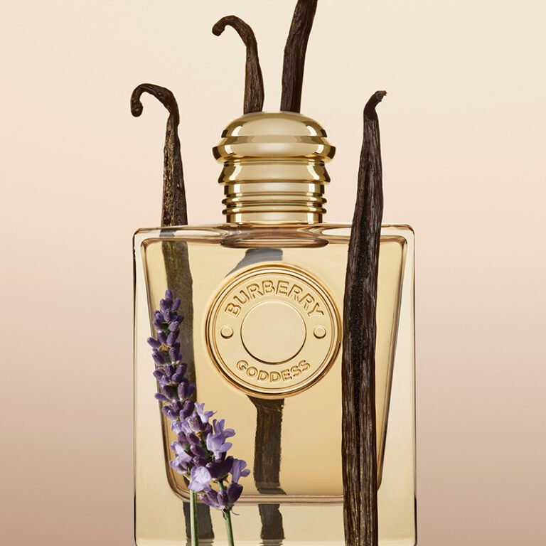 ¿Cuál es el perfume de Emma Mackey? El nuevo Burberry Goddess EDP