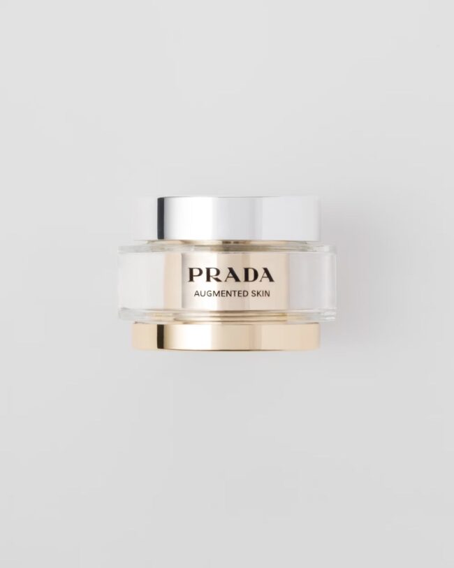 Prada estrena una línea de maquillaje y cosmética de lujo