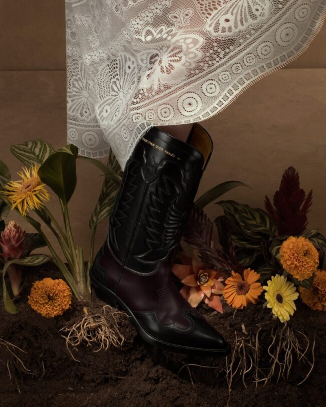 Las nuevas botas cowboy de Dior son para vaqueras con gusto refinado