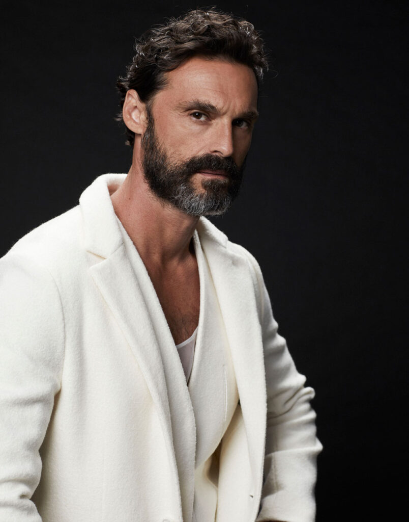 Iván Sánchez nos confiesa cómo se convirtió en modelo y actor