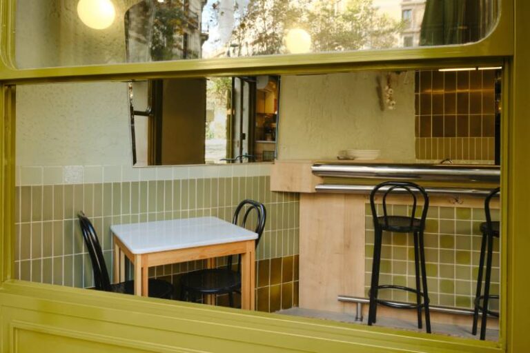 Bar Vereda: el interiorismo de A Space About que sabe a barrio