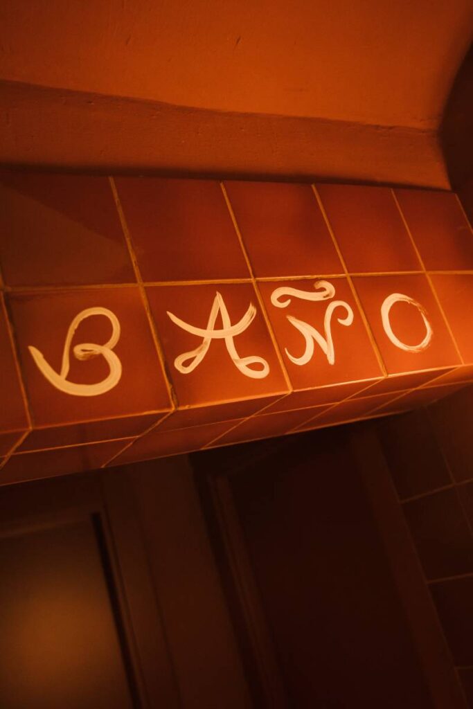 Bar Vereda: el interiorismo de A Space About que sabe a barrio