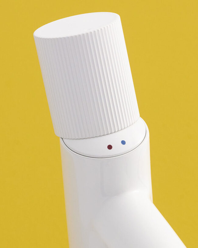 Grifería Nu de Roca: grifería vibrante y cautivadora por Inma Bermúdez