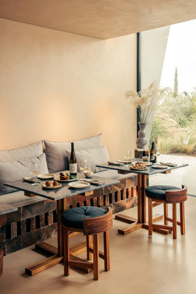 Restaurante Austa: reinterpretación minimalista del Algarve vernáculo