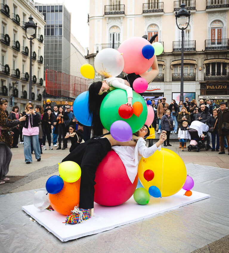 "Dreamcore" de Filip Custic en colaboración con Virgen María,