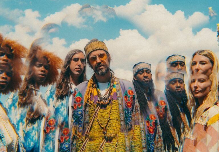 ¿Qué esconden las canciones del nuevo disco de Crystal Fighters?