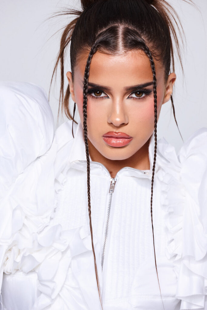 Mar Lucas es la reina del TikTok que se transforma en estrella del pop