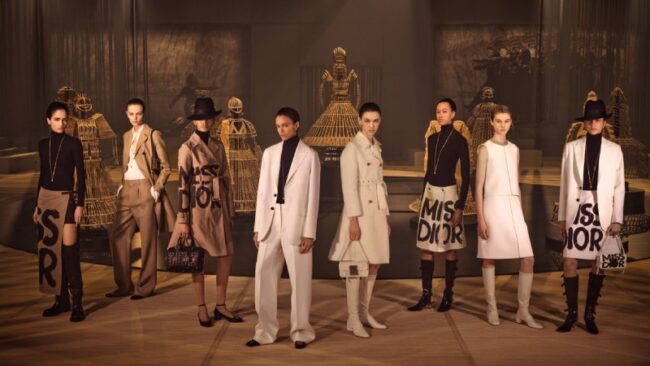 Dior Mujer FW24-25 se inspira en la mítica Miss Dior de los años 60
